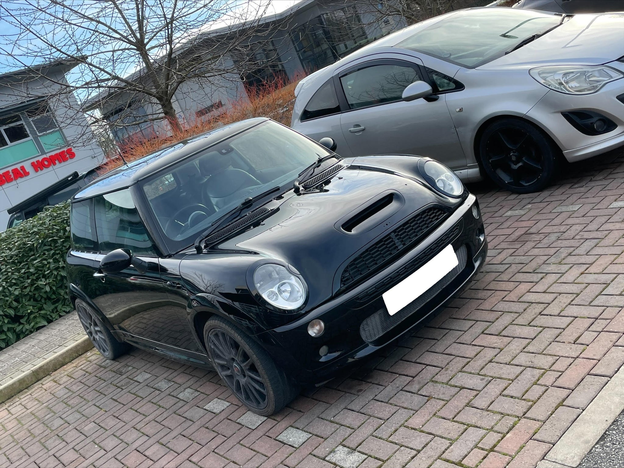 Mini Cooper R50/R52/R53 01-06 Piano Black Mesh Grill – 2xcite